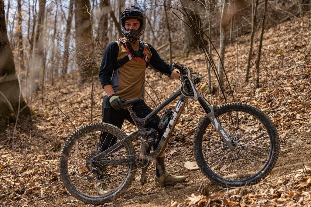 SHANE LESLIE - KHS Pro MTB