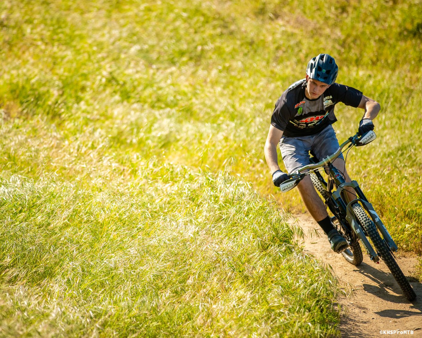 Day in the life of Nate Kitchen - KHS Pro MTB